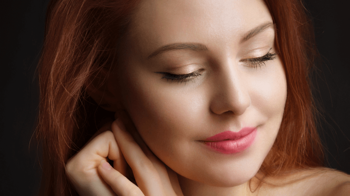 Exploring Dazzling Makeup Looks for Every Occasion